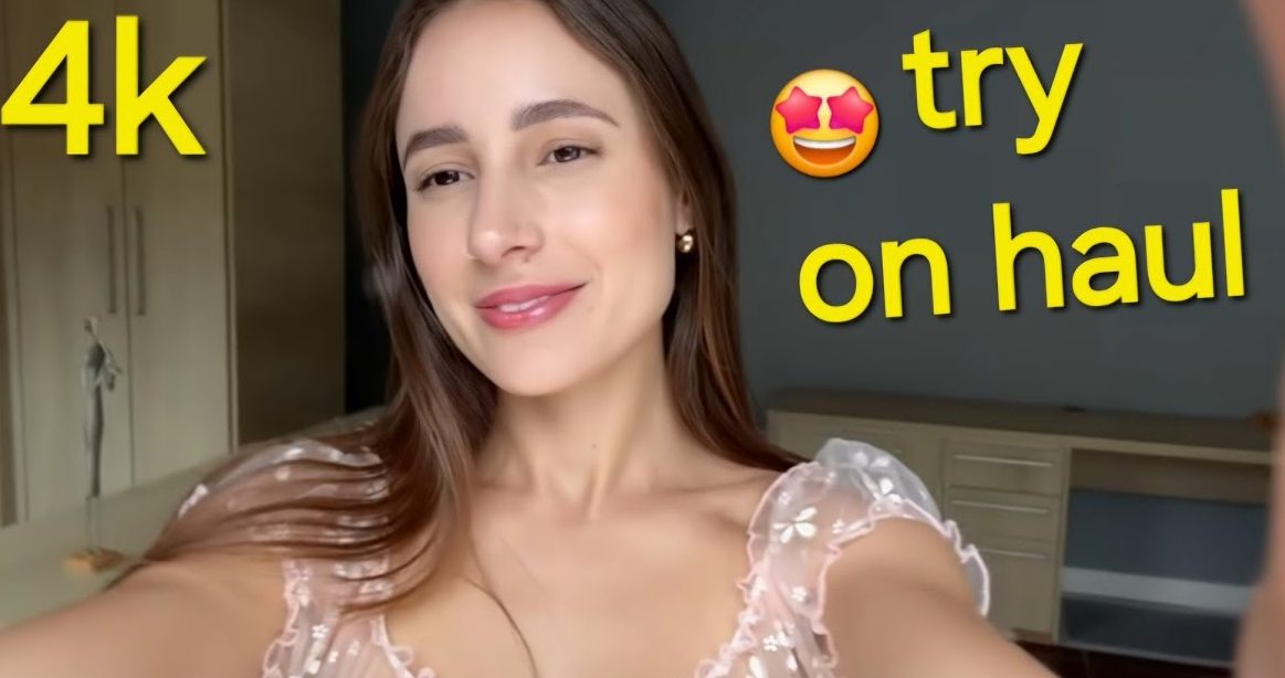 Frisch Holly — Age, Contact for Biz, Fan Base Insights - ConnectFame