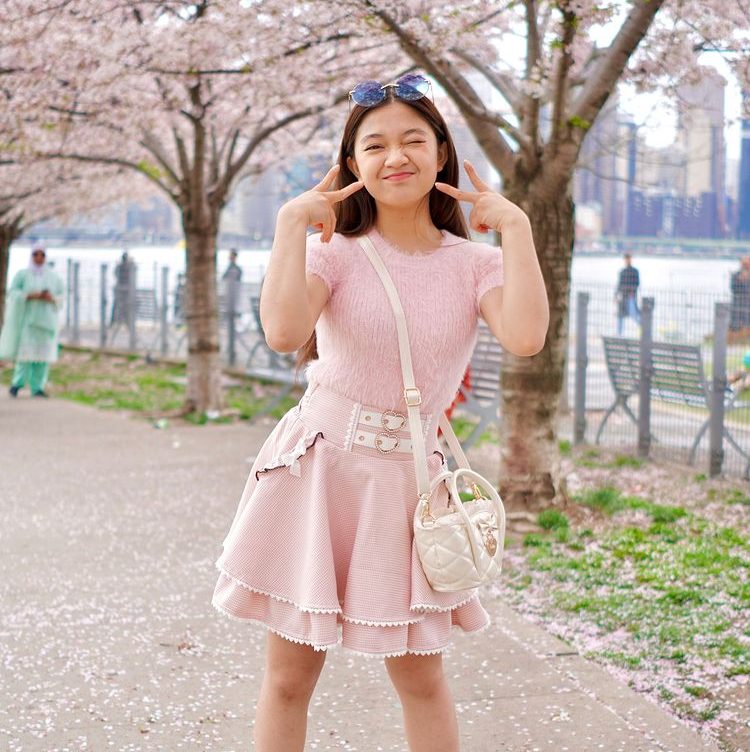 Kaycee Wonderland – Birthday, Contact for Biz, Fan Base Analysis ...